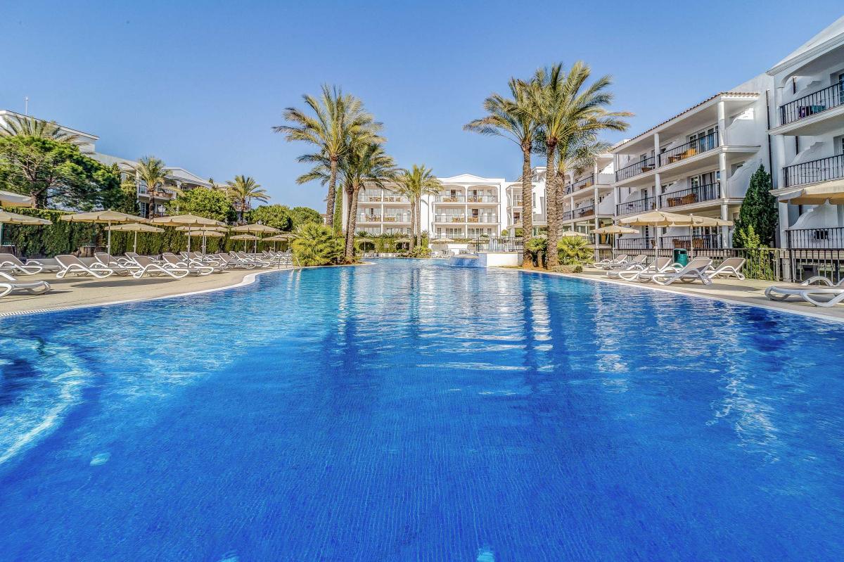 Inturotel | Hotels & Aparthotels in Mallorca (Cala D'Or)
