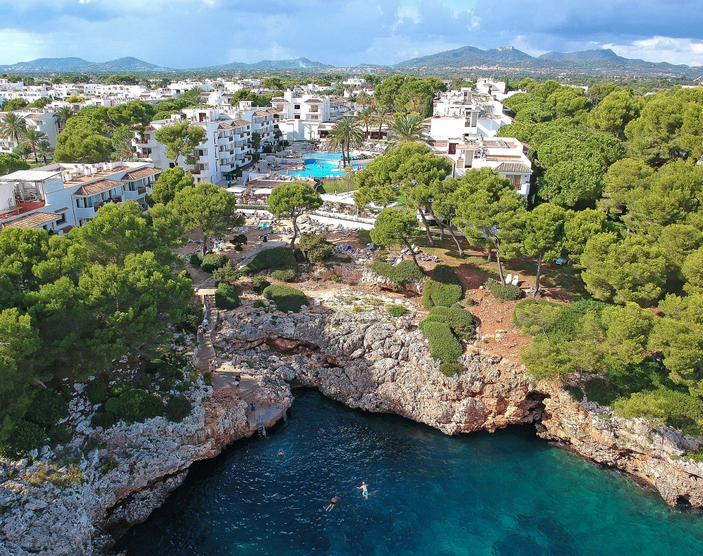 Cala Azul Swimming Pool - Es Faralló in Cala Azul | Inturotel