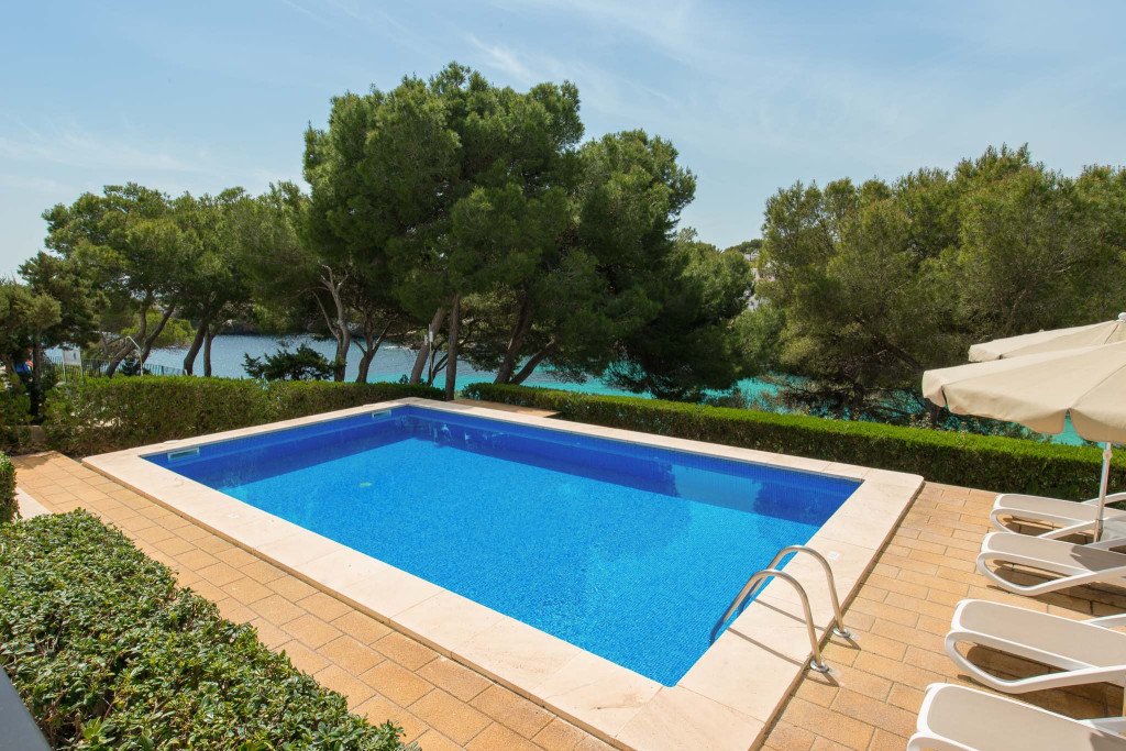Hotel with Private Swimming Pool in Cala Esmeralda | Inturotel Emeralda ...